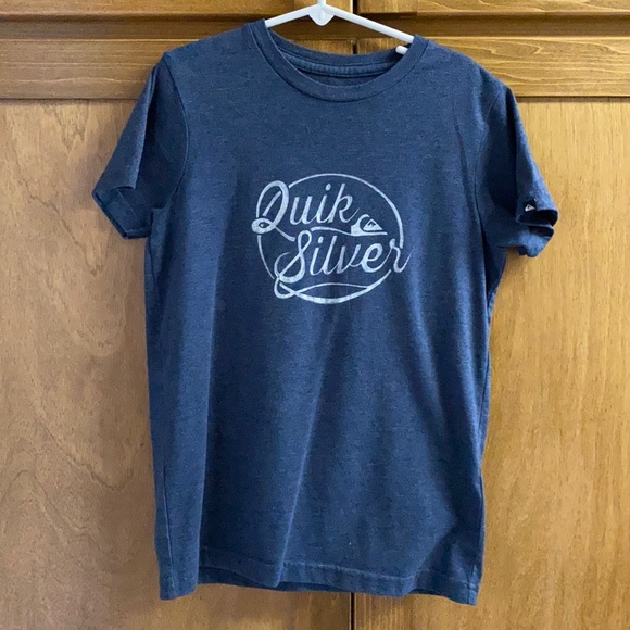 Quiksilver | Shirts & Tops | Quicksilver Logo Tshirt | Poshmark
